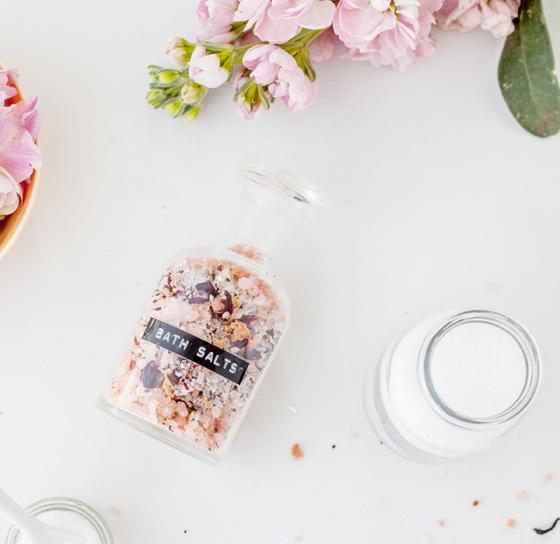 Every Basic Thing You Need to Know about Bath Salts